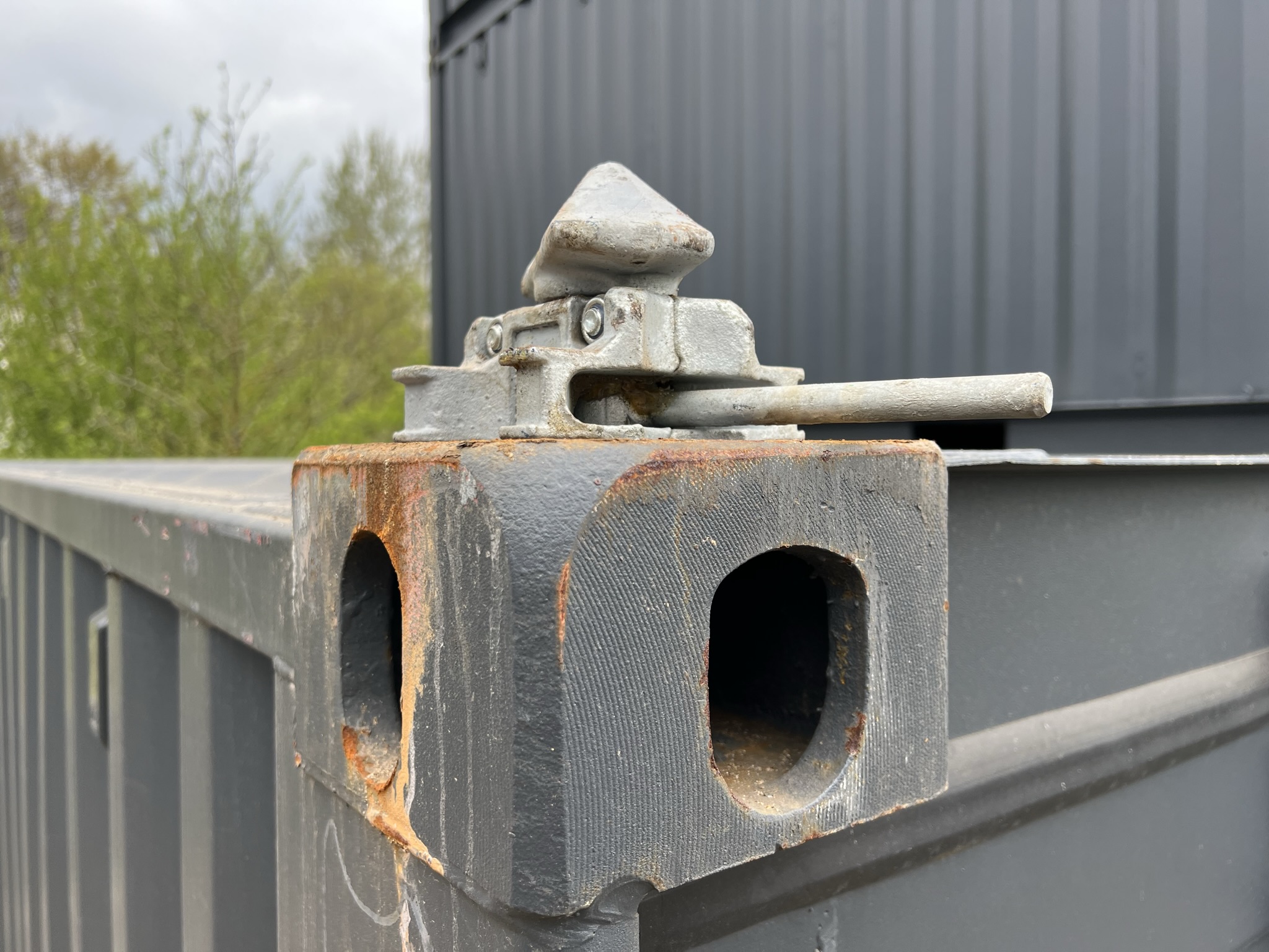 Twist Lock zur Container Verriegelung – das solltest du wissen ...