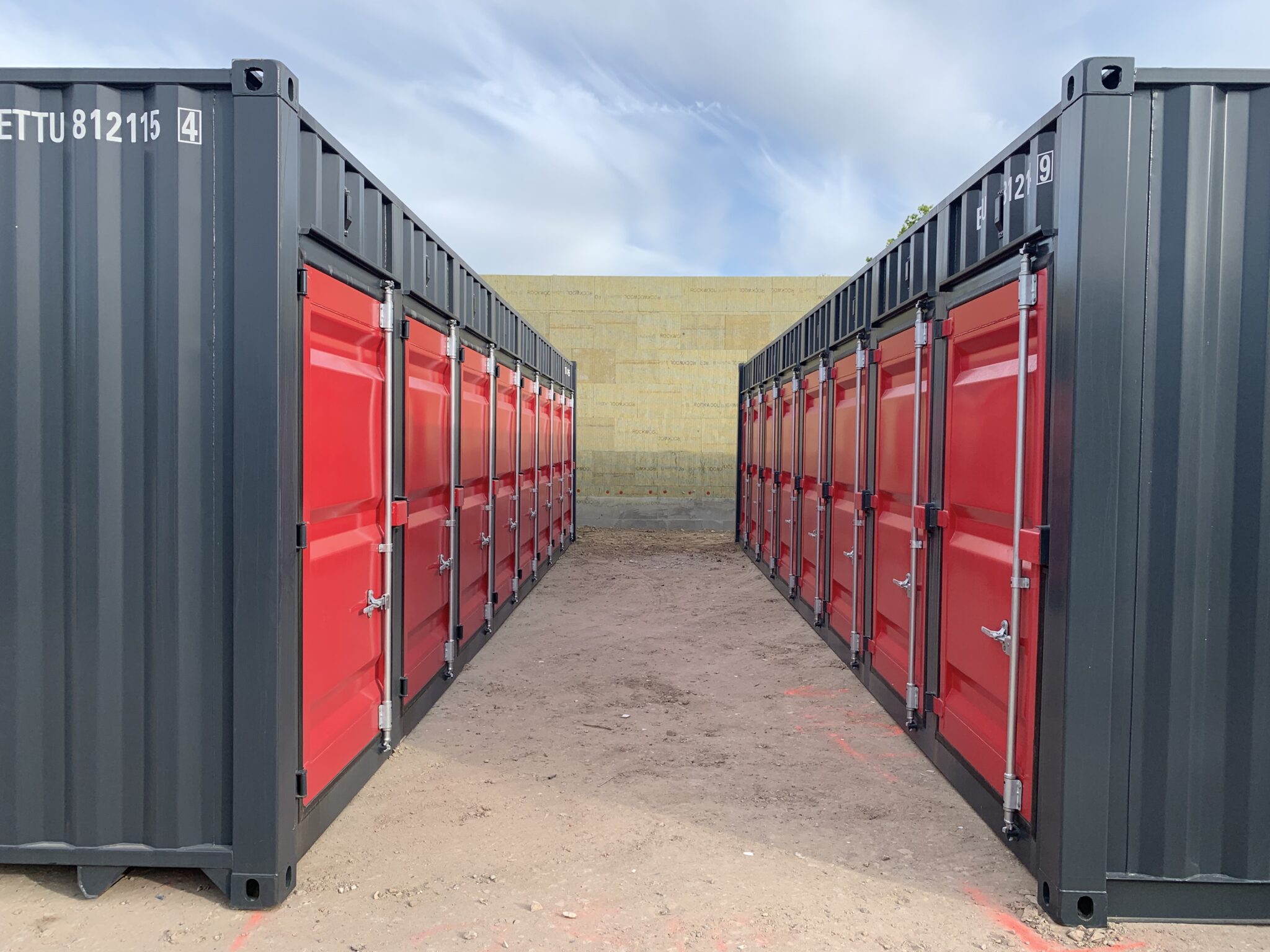 40 Fuß High Cube Container, 8 Abteile (Selfstorage) - Containerbasis.de