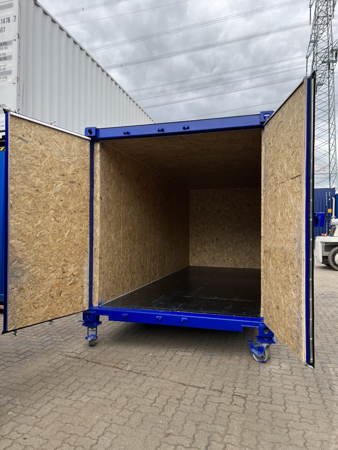 40 Fuß High Cube Container, 3 Seiten zu öffnen (Side Door ...