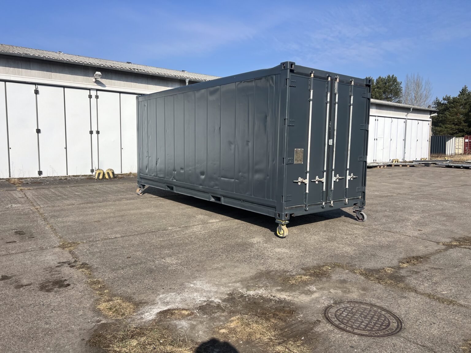 Seecontainer gebraucht bei Containerbasis kaufen - Containerbasis.de